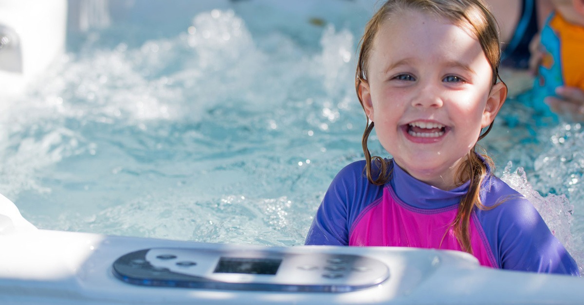 How Long Should You Soak In A Hot Tub? - Love's Hot Tubs 🫧